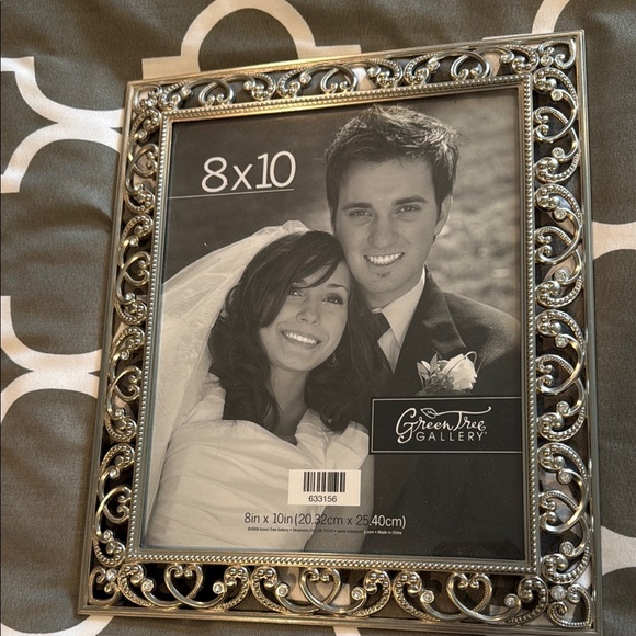 Expressions | Accents | Expressions Antique White Vine Frame | Poshmark